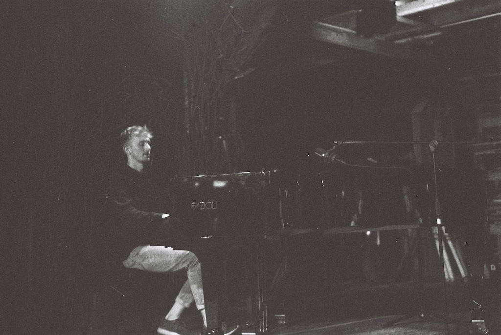 ROODMAN: JazzBites - sessie, concert & food | Brebl